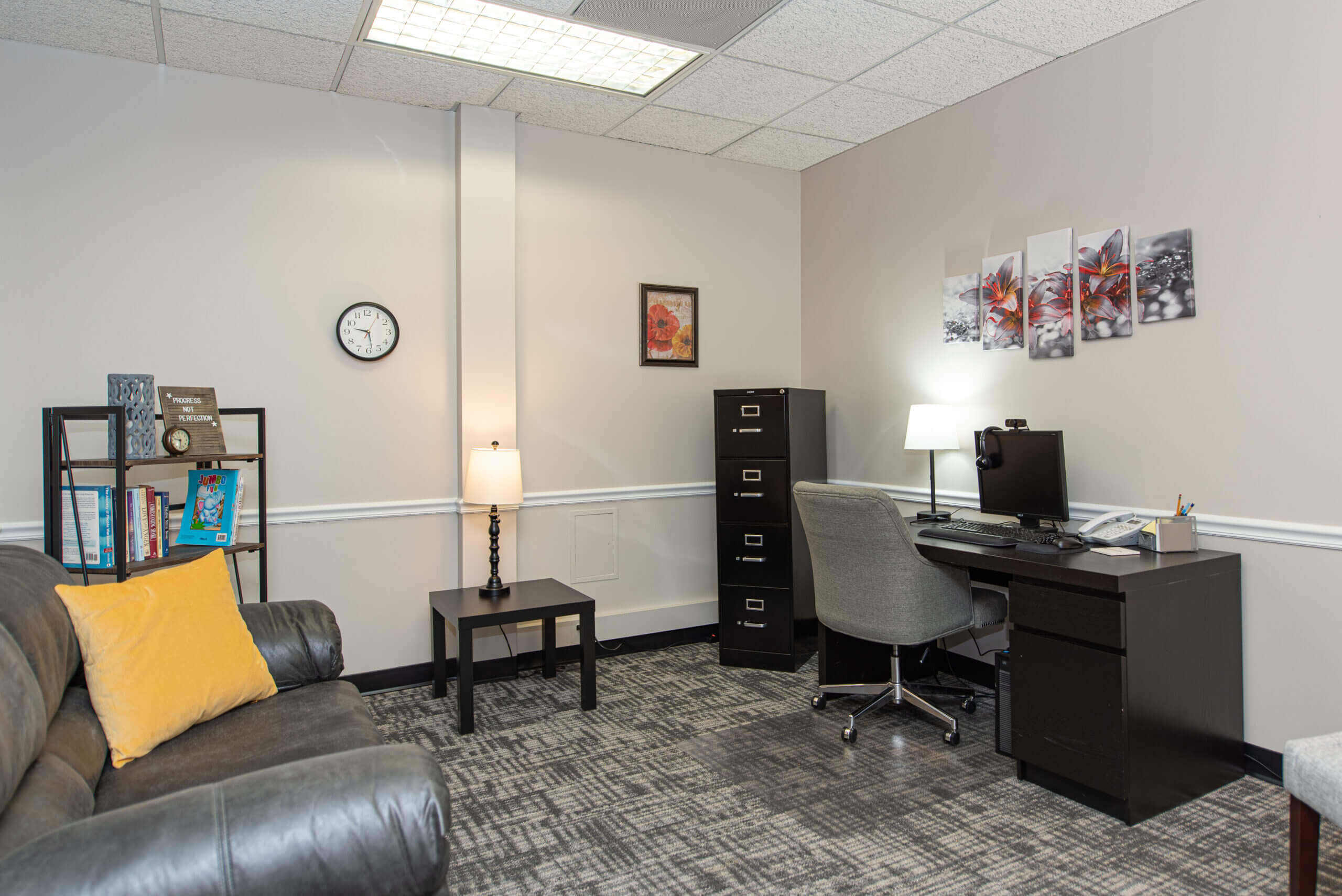 Oakbrook-Thompson - Licensed Clinical Social Worker Services